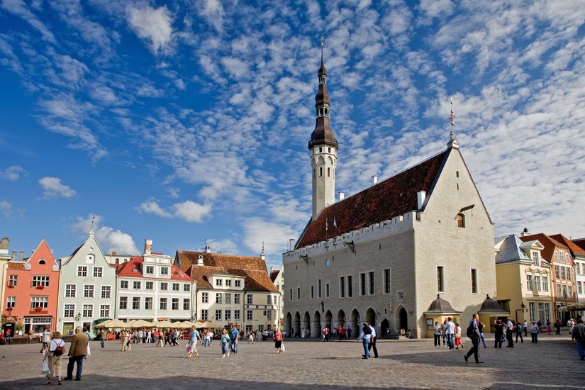 Town Hall Square | Sightseeing | Tallinn