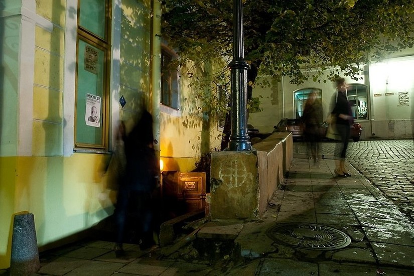 Levist väljas | Bars, Pubs & Clubs | Tallinn