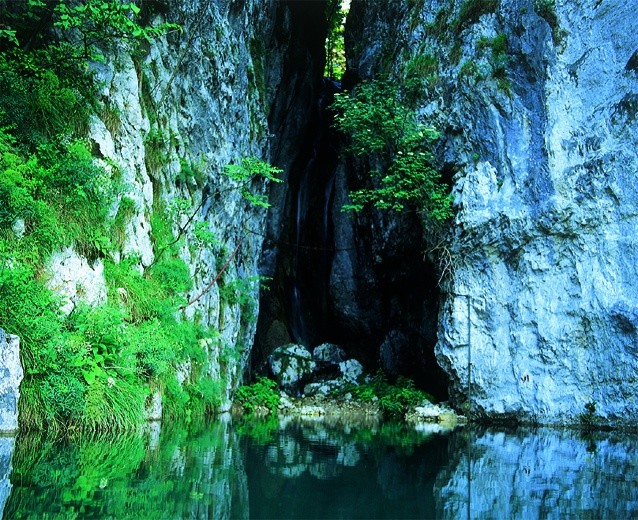 Iglica Waterfall | Sightseeing | Bled