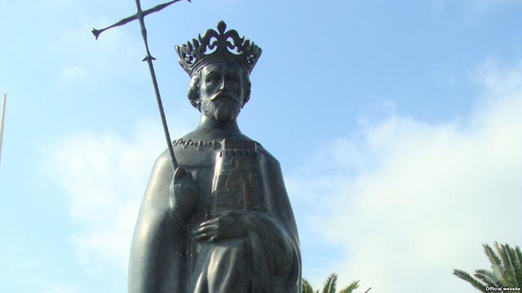 Monument to Stjepan Tvrtko I | Sightseeing | Herceg Novi