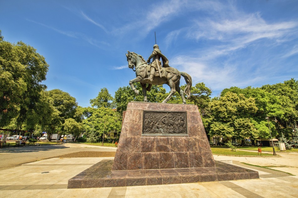 Monument of Tsar Kaloyan | Sightseeing | Varna