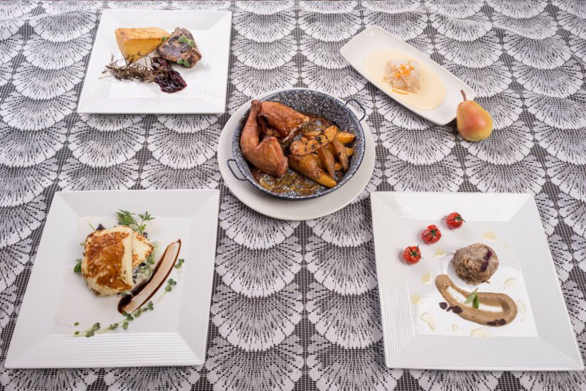 Macesz Huszár | Restaurants | Budapest