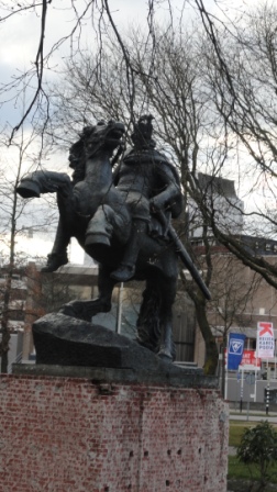 Ruiterstandbeeld Keizer Karel | Bezienswaardigheden | Nijmegen