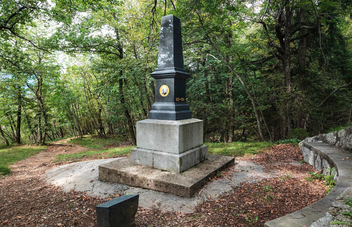Arnold Rikli Monument | Sightseeing | Bled