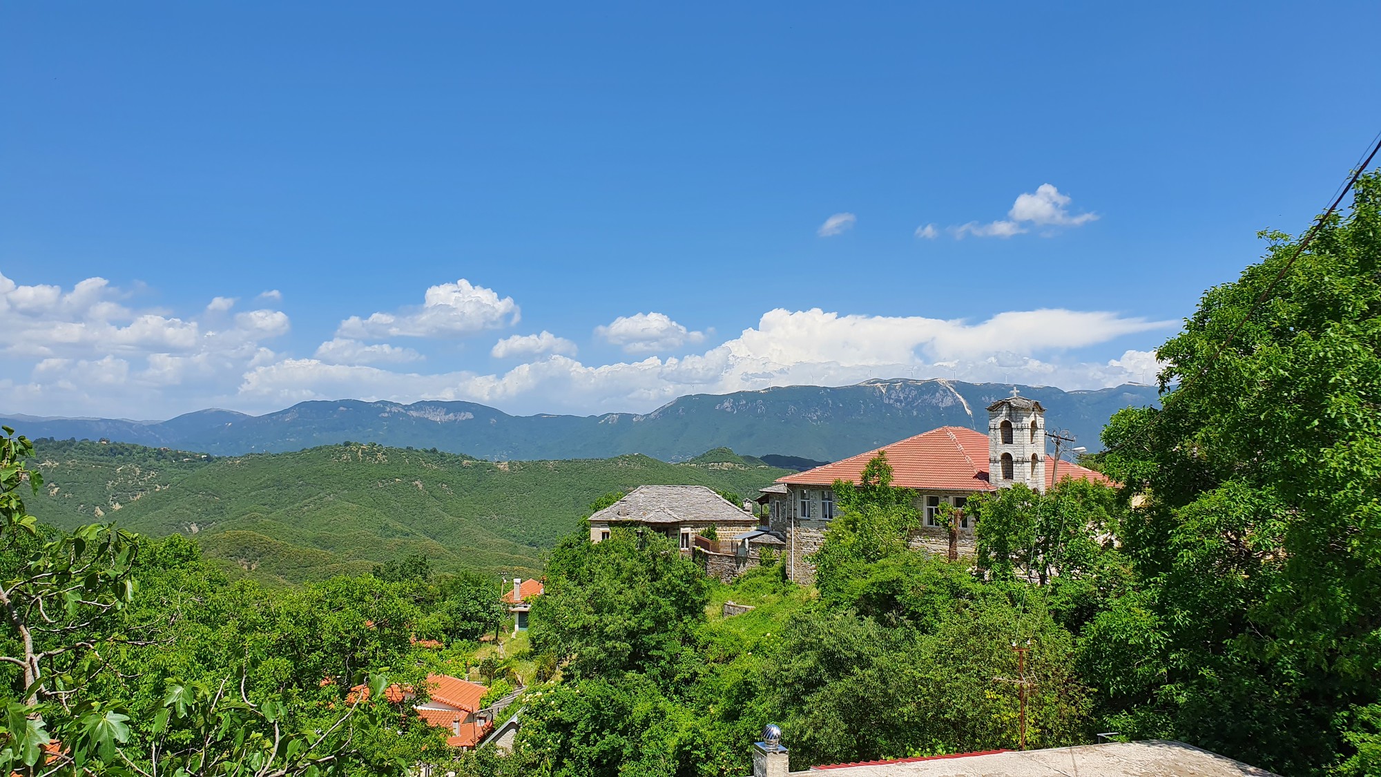 Dropull - Destination City Guides By In Your Pocket