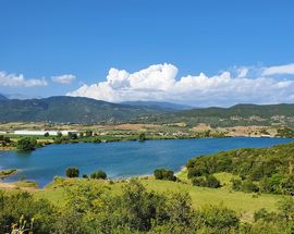 Dropull - Destination City Guides By In Your Pocket