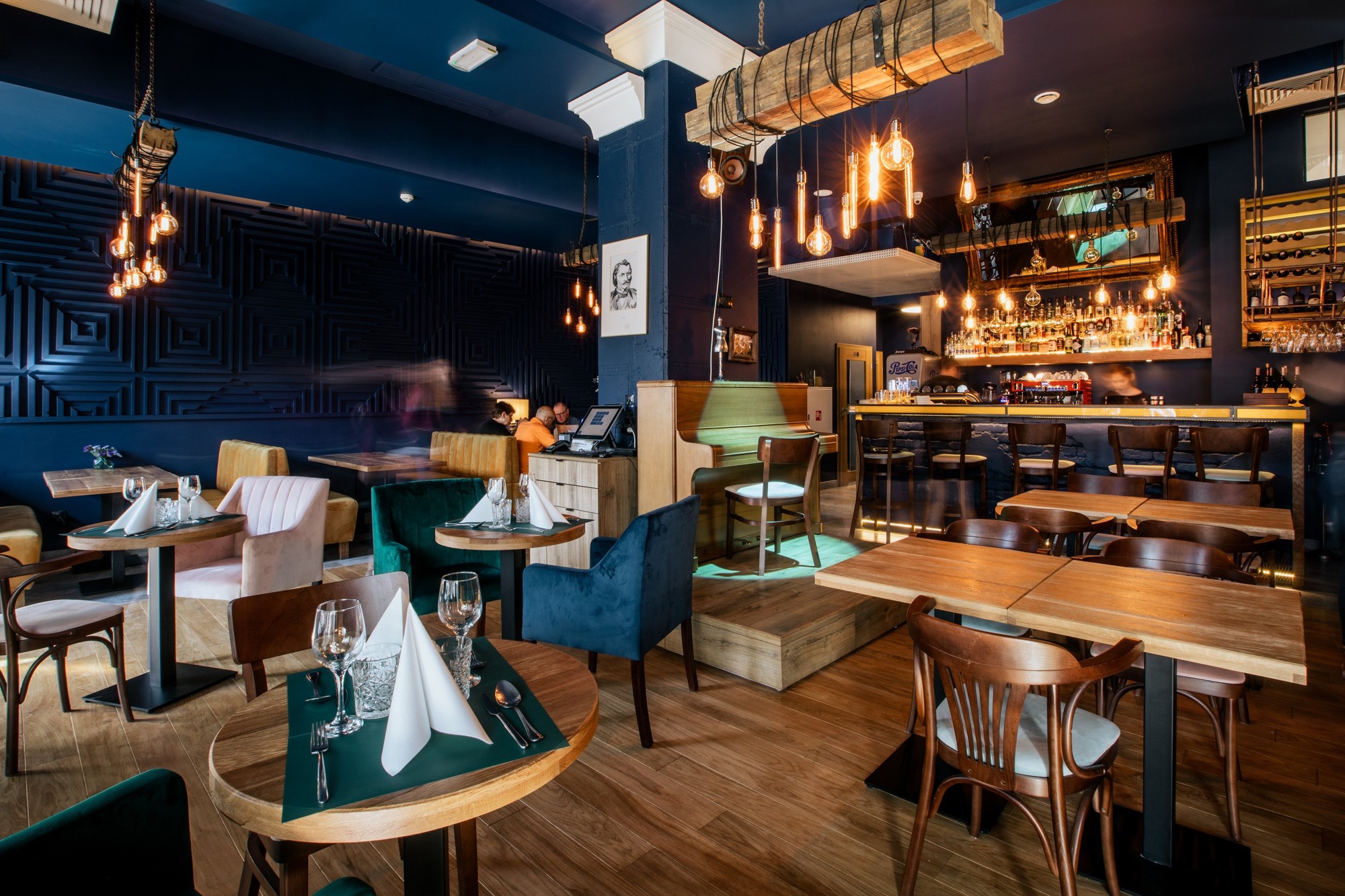 Mon Balzac Restaurant & Piano Bar | Restaurants | Gdańsk