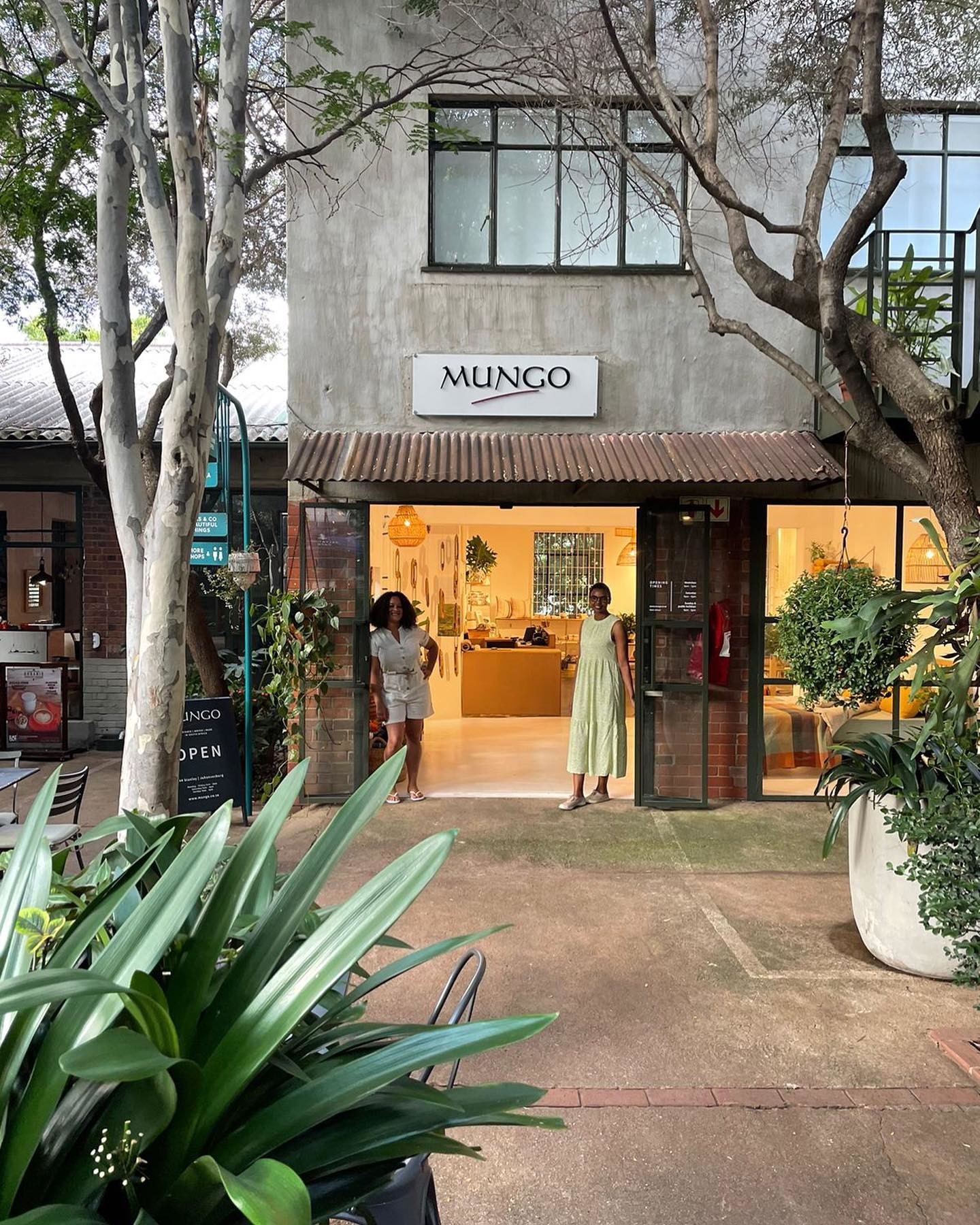 Mungo | Shops | Johannesburg