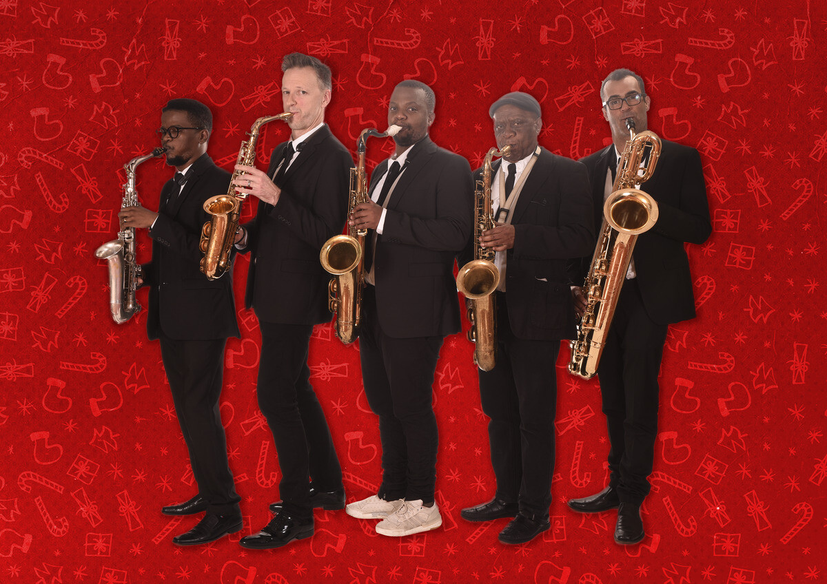 The making of Swingle Bells: Jonathan Roxmouth with The Johannesburg ...