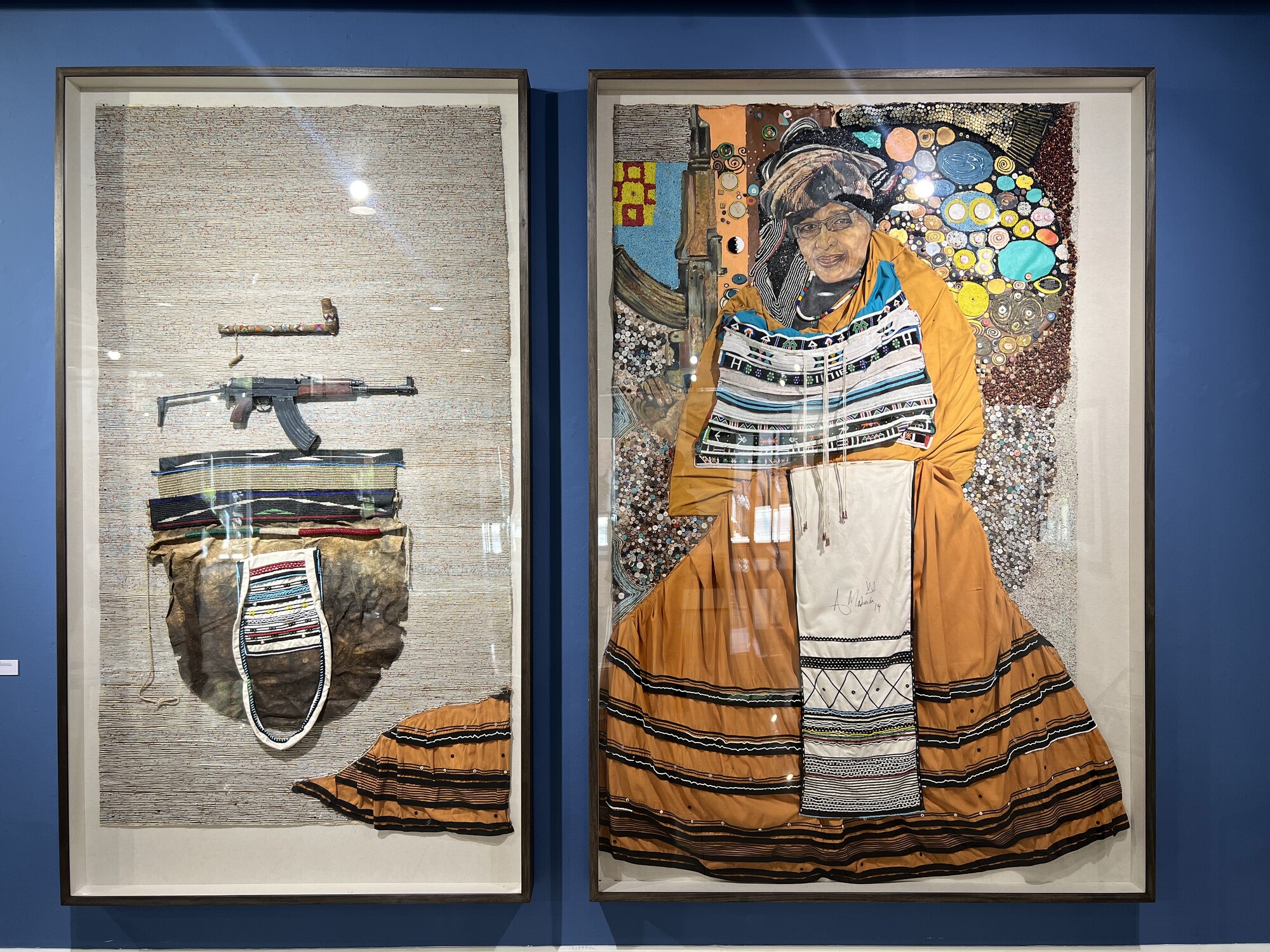 City Sightseeing Red Bus and guided art tour with Thabo the Tourist