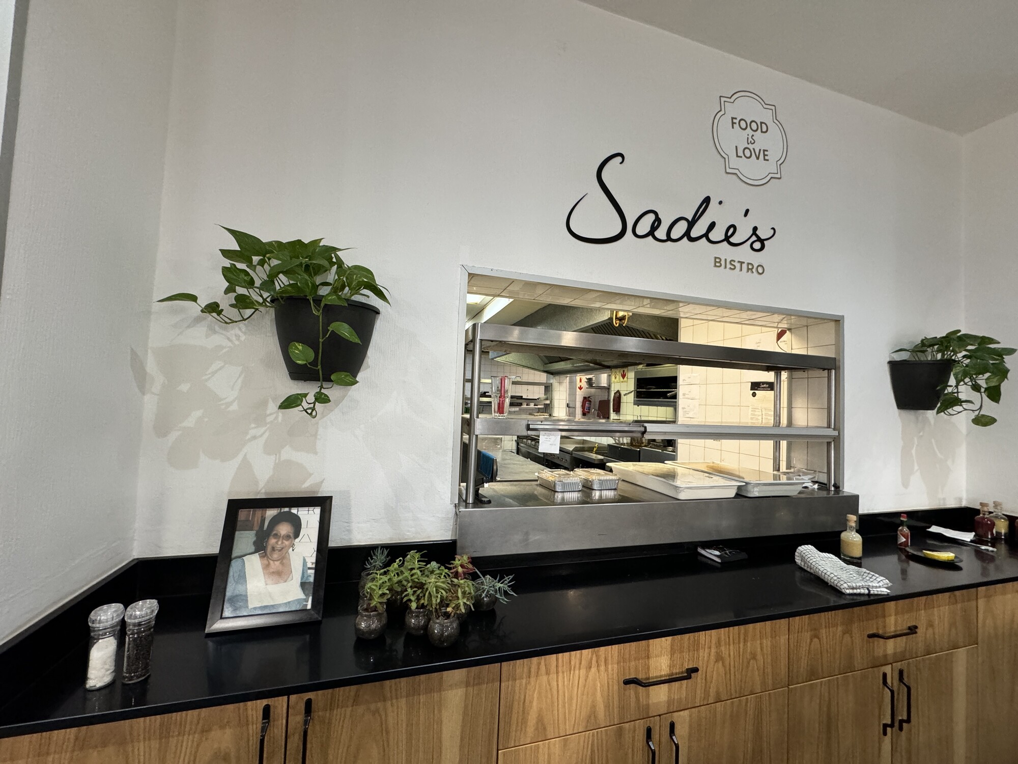 Restaurant review: A former adman turned chef brings Sadie's Bistro to ...