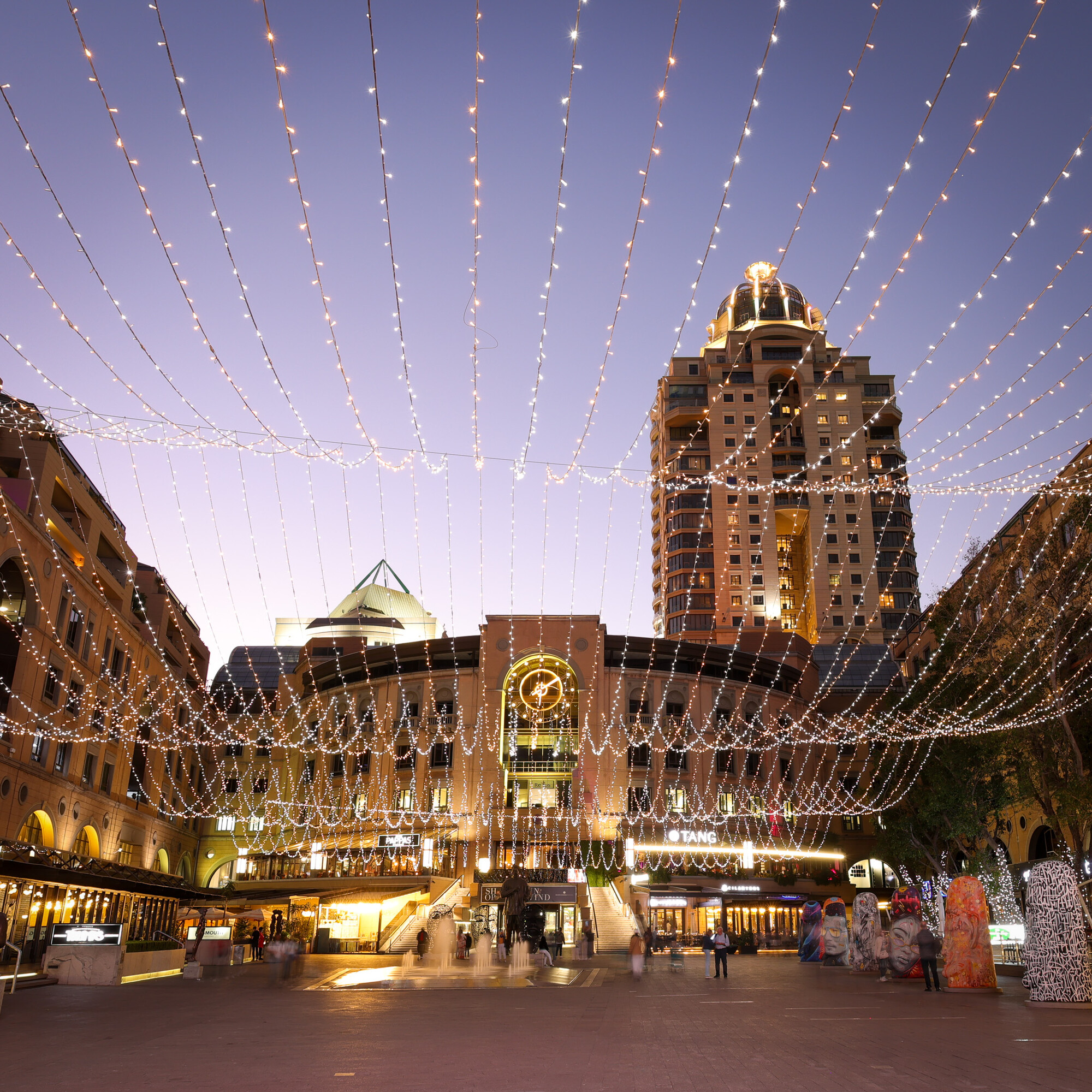 Nelson Mandela Square: Festive on the Square 2024