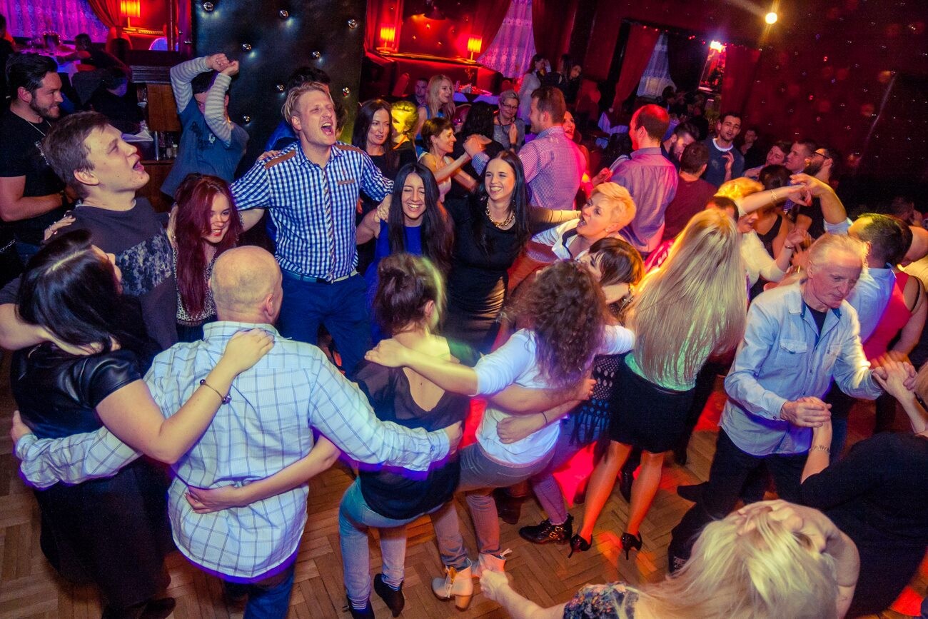 Let's Party like it's 1999! 13 Kraków Bars that Refuse to Die