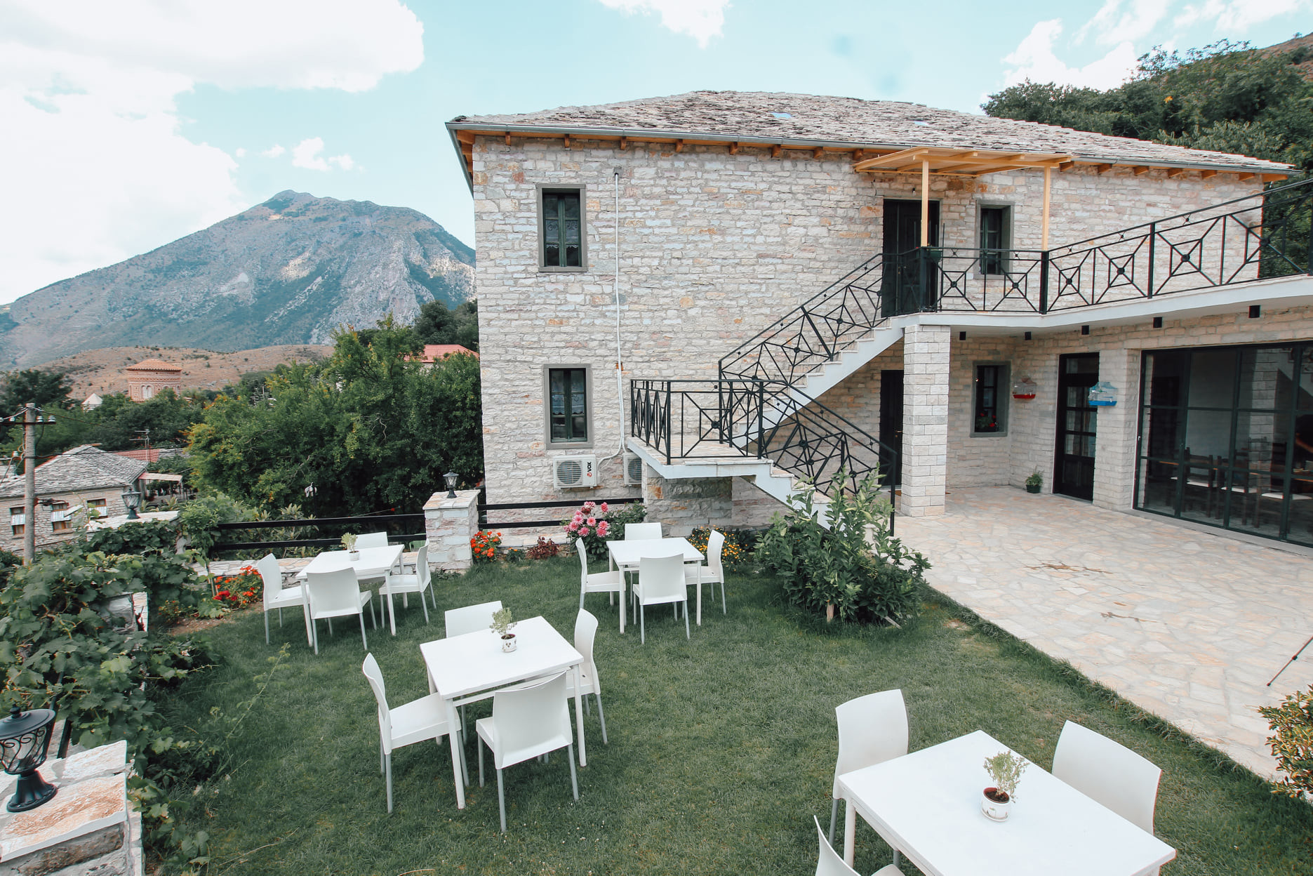 Bujtina Maria | Where to Stay | Libohova