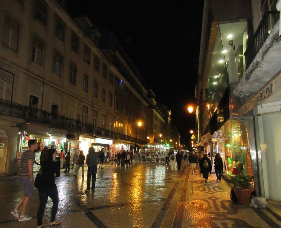 Chiado | Shopping | Lisbon