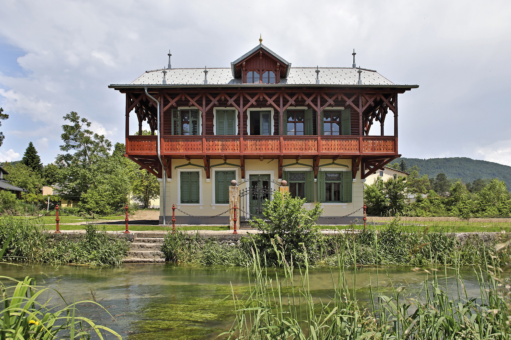 Ruska dača | Vse znamenitosti | Ljubljana