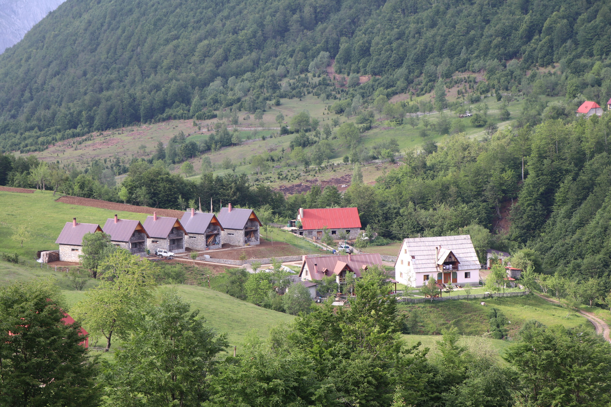 Hotel Alpini | Lëpusha | Malësia e Madhe