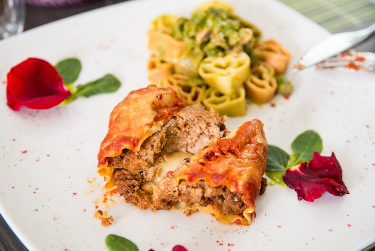 Cavoli Nostri | Restaurants | Naples