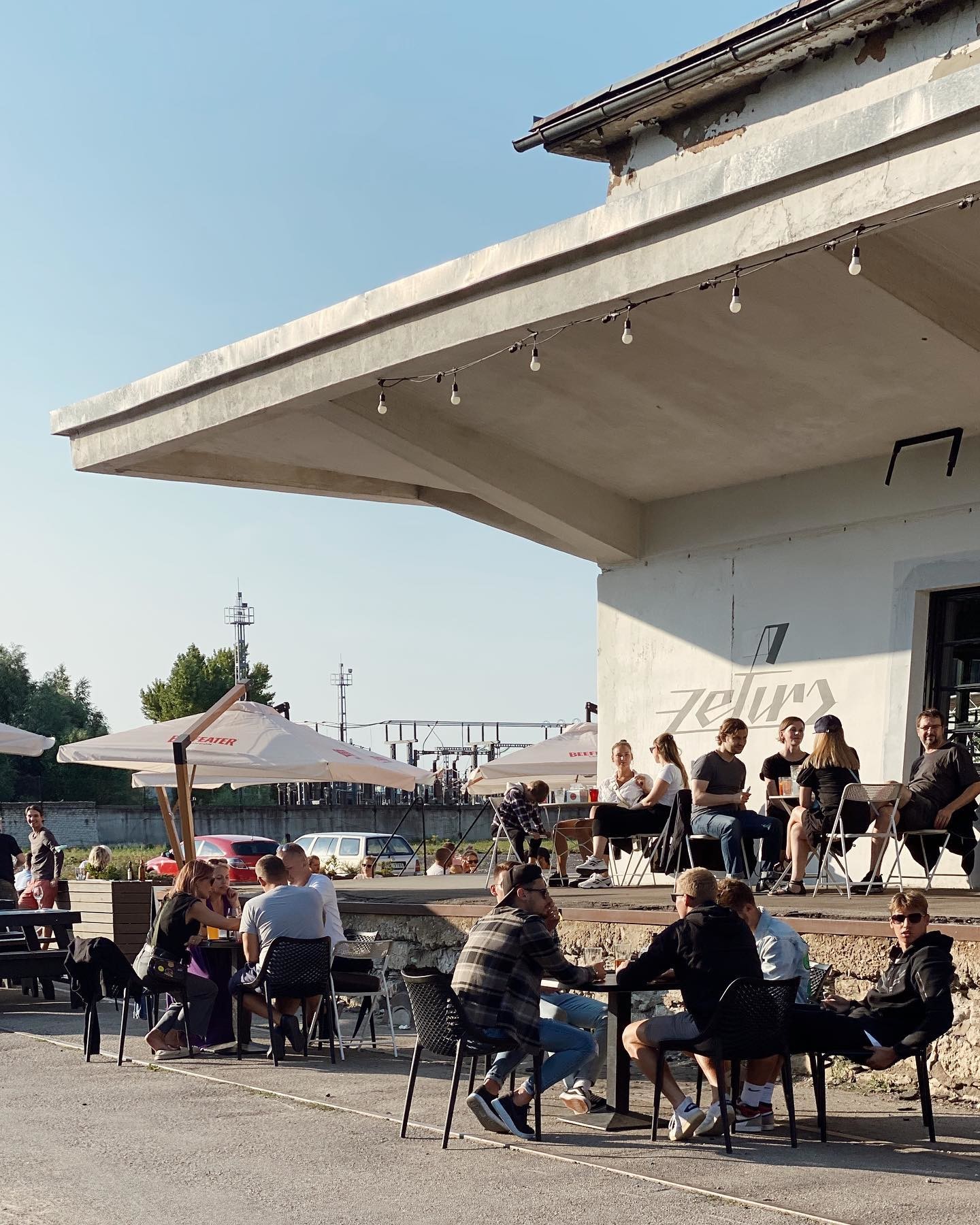 Zefīrs | Bars, Pubs & Clubs | Riga