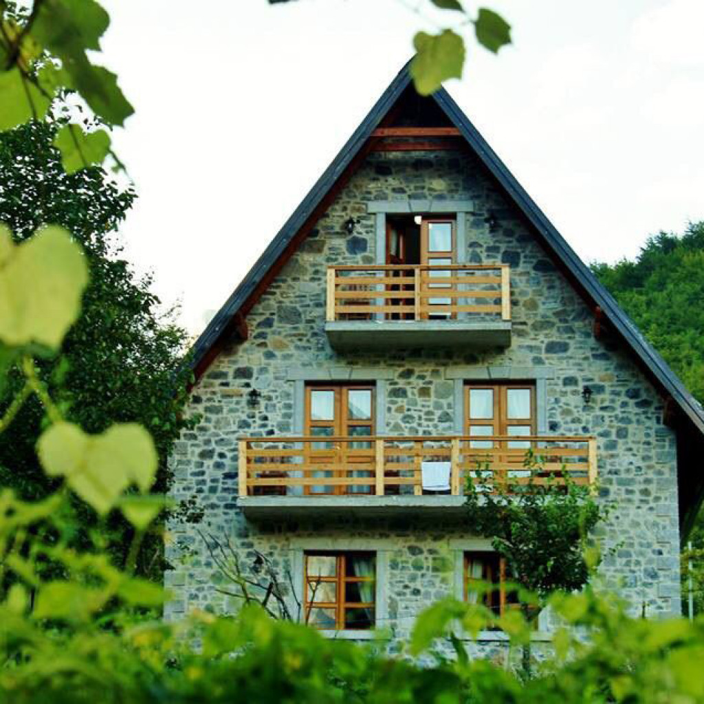 Bujtina Gjeçaj | Around Shkodra: Thethi | Shkodra