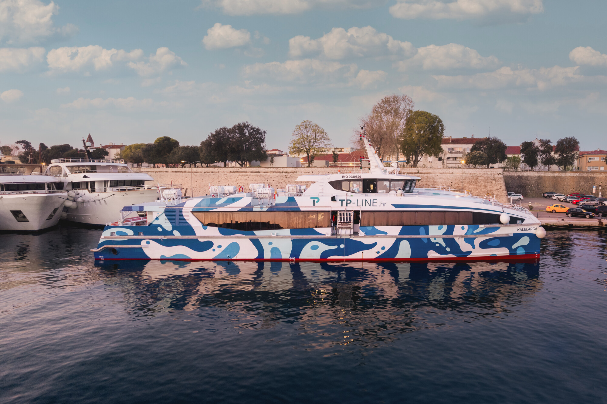 TP Line | Getting there | Split