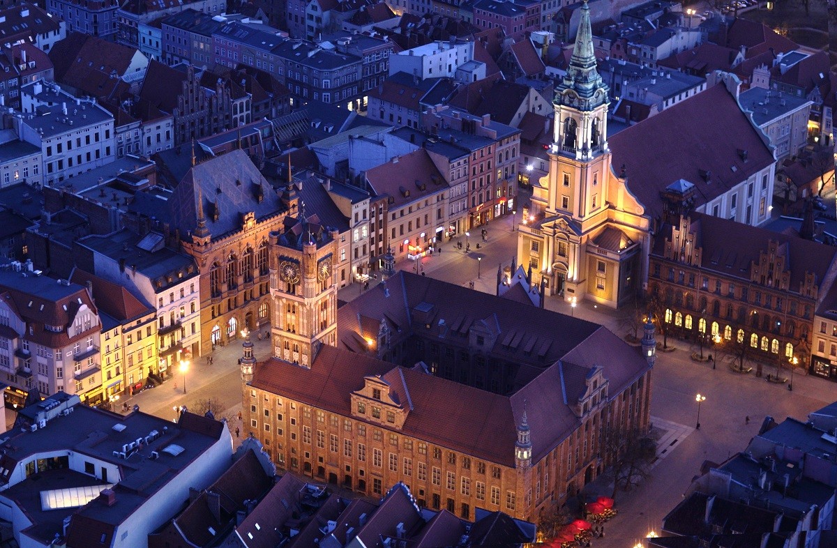 Old Town Market Square | Things to See | Toruń
