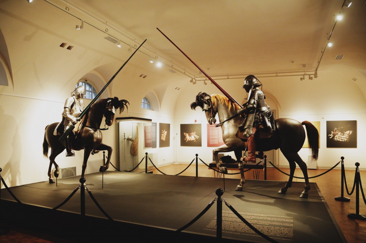 From tournament to carousel. Knight Games in Modern Europe