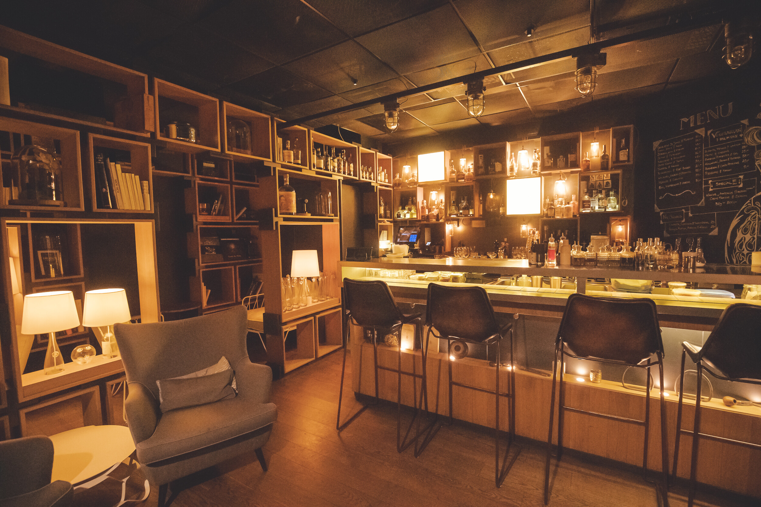 The Alchemist Poznańska | Bars & Clubs | Warsaw