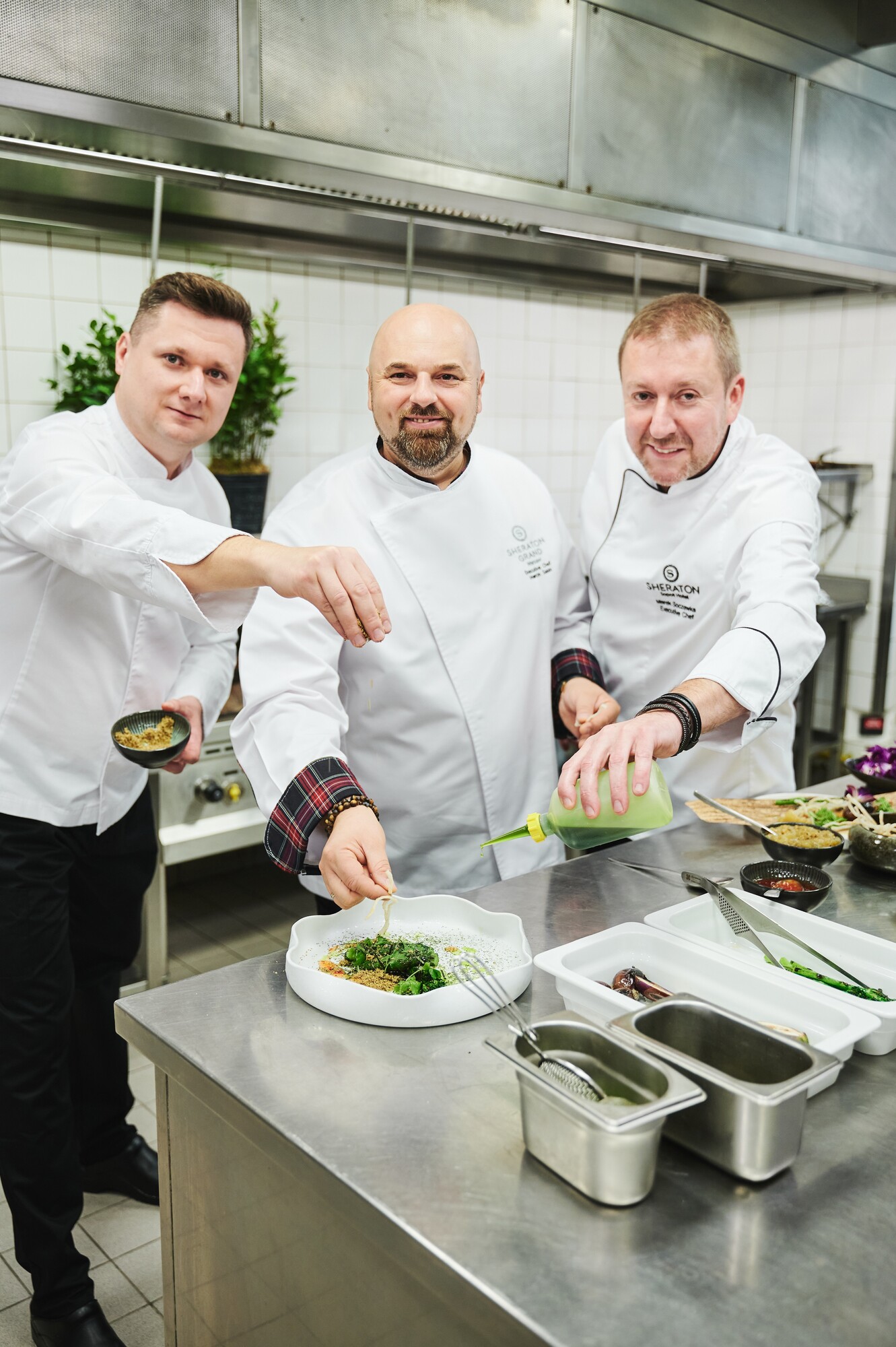 A 6-hand dinner at inAzia