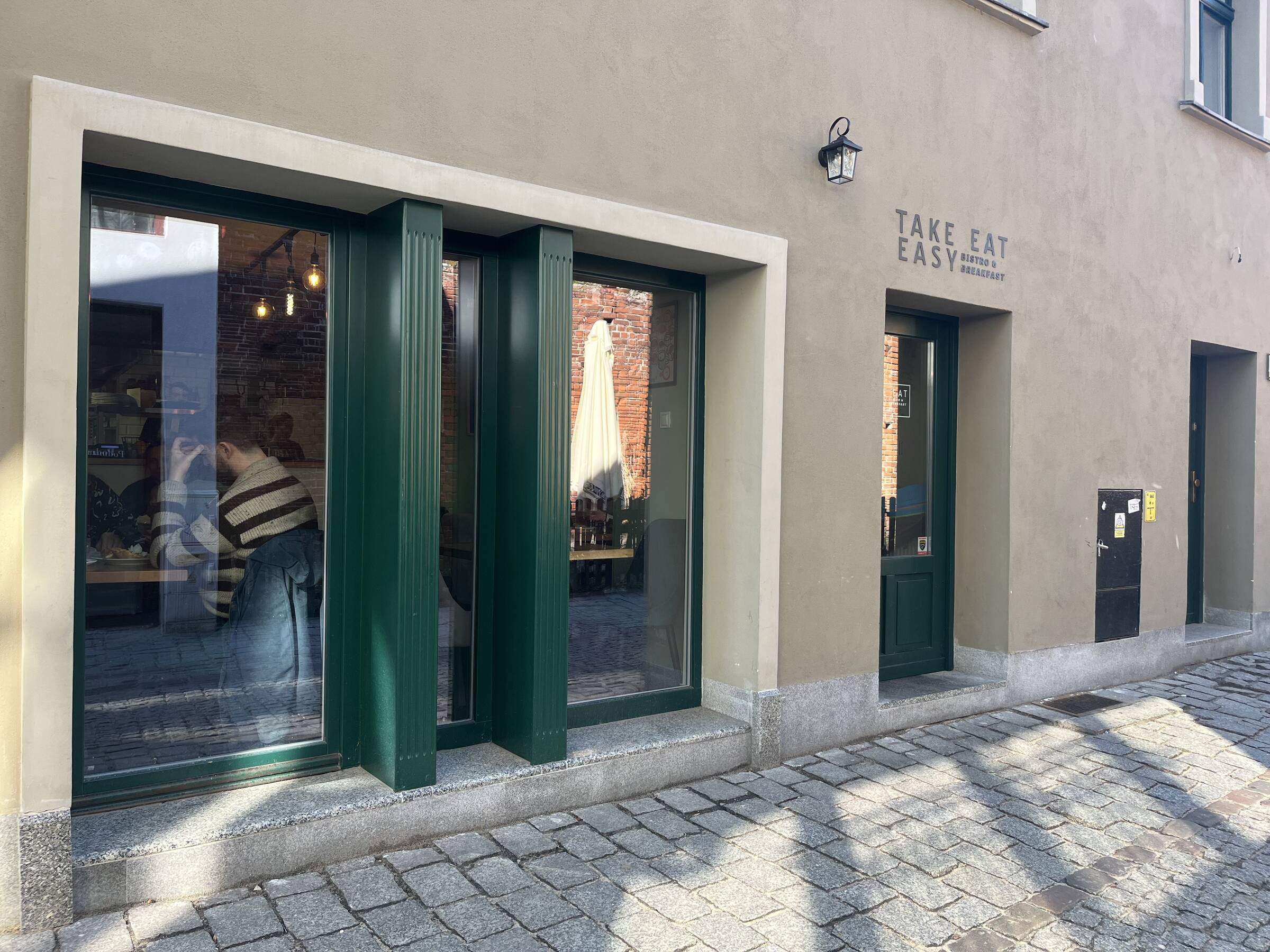 Take Eat Easy | Toruń Travel Guide